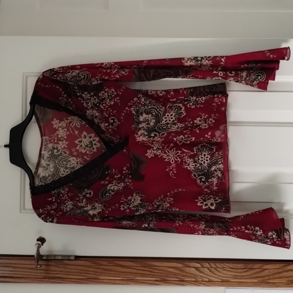 MKM Designs | Tops | Cute Mkm Designs Sheer Vneck Top With Flounce At ...